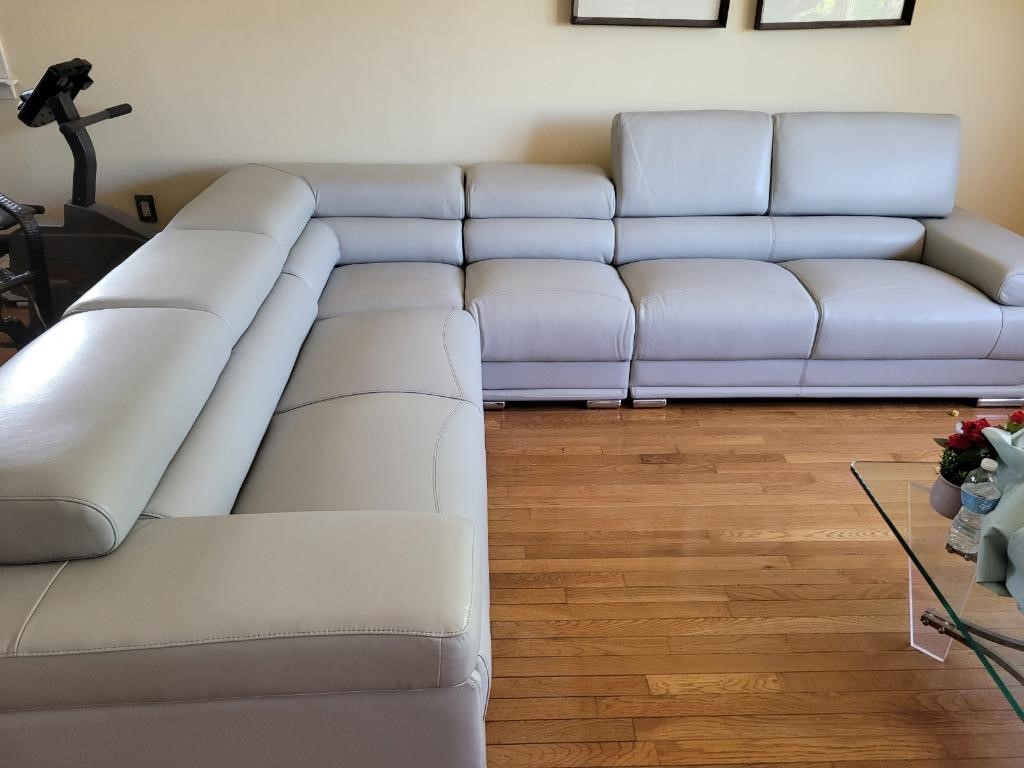2119 Sectional Light Grey - Real Life Photo