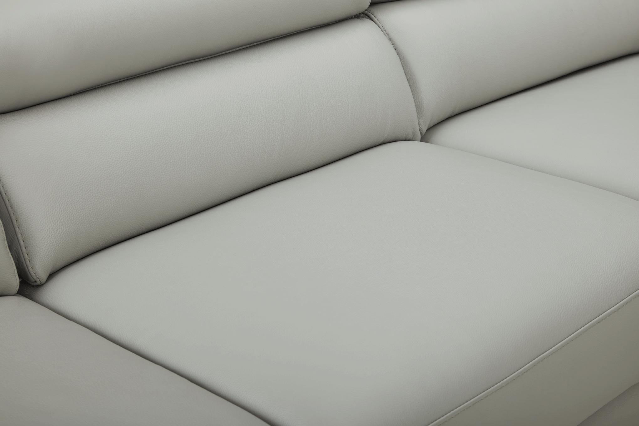 1576 Sectional Right by Kuka, Kuka Home, Brands